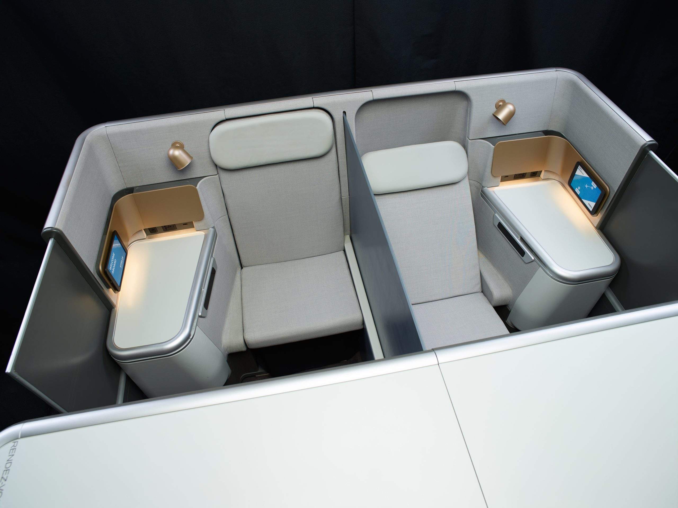 FAUTEUILS PASSAGER CLASSE AFFAIRES HAUT DE GAMME RENDEZ-VOUS® - STELIA ...